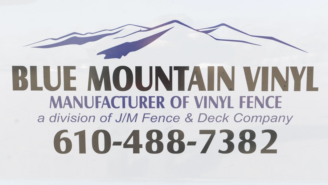 Vinyl fence ideas to elevate your yard