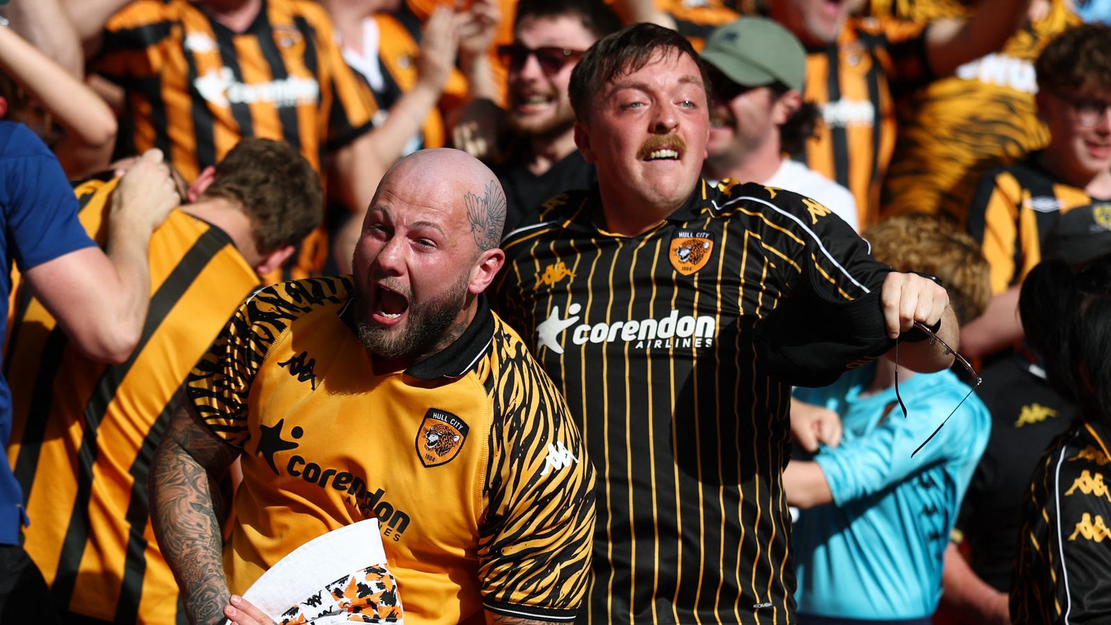 Dramatic stoppage-time winner fires Hull back into Premier League