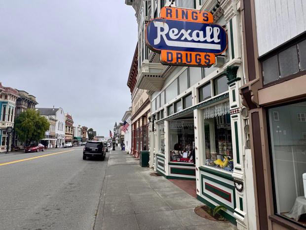 Memorial Day | Ferndale’s Ring’s Pharmacy honors local sons killed in ...