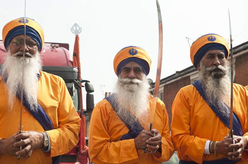 Sikhism Give up corruption: People Of The Sacred Books