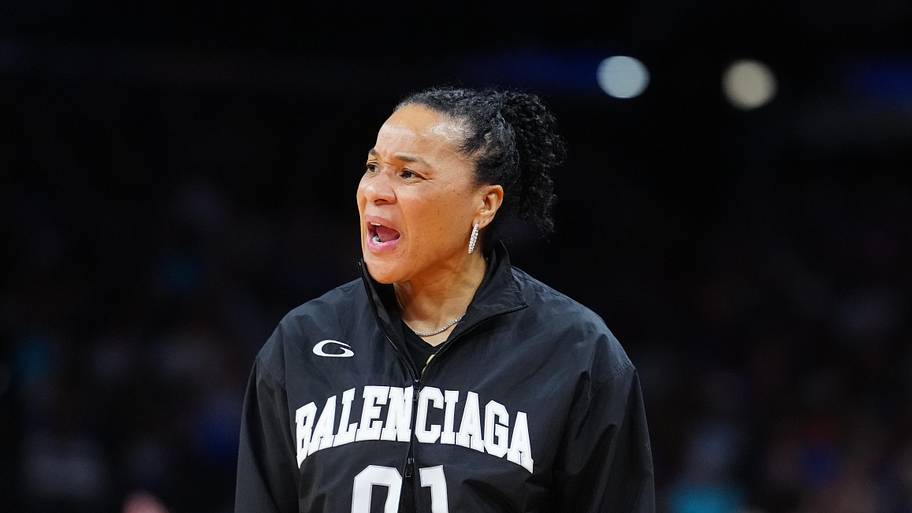 Mavericks linked to a shocking head coaching candidate no one saw coming