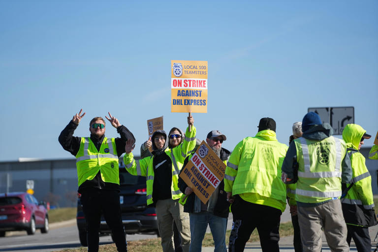 DHL workers at CVG announce strike