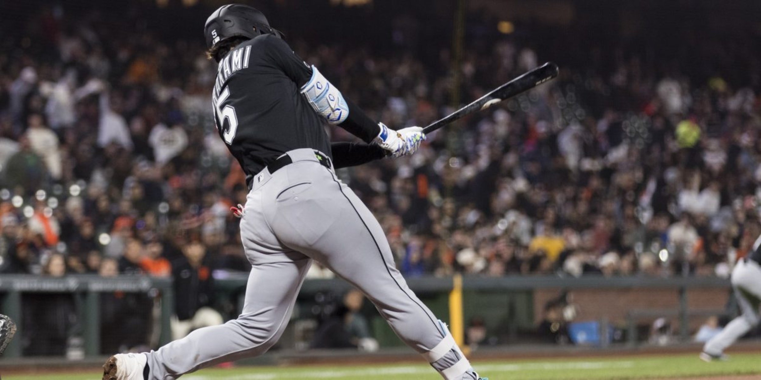 Chicago White Sox make franchise and MLB history in 9-4 victory over Giants