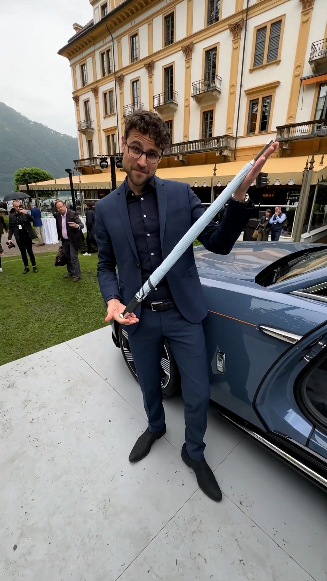 Practical umbrella feature in the Rolls-Royce Spectre
