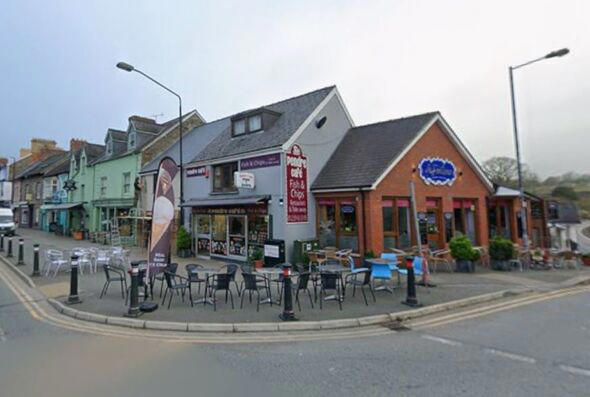 The gorgeous little seaside town with 1 of UK's best high streets - 30 ...