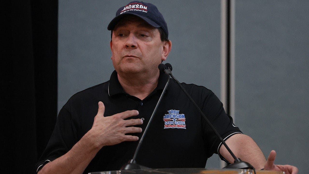 Sanders-backed gubernatorial hopeful's past pro-life views clash with ...