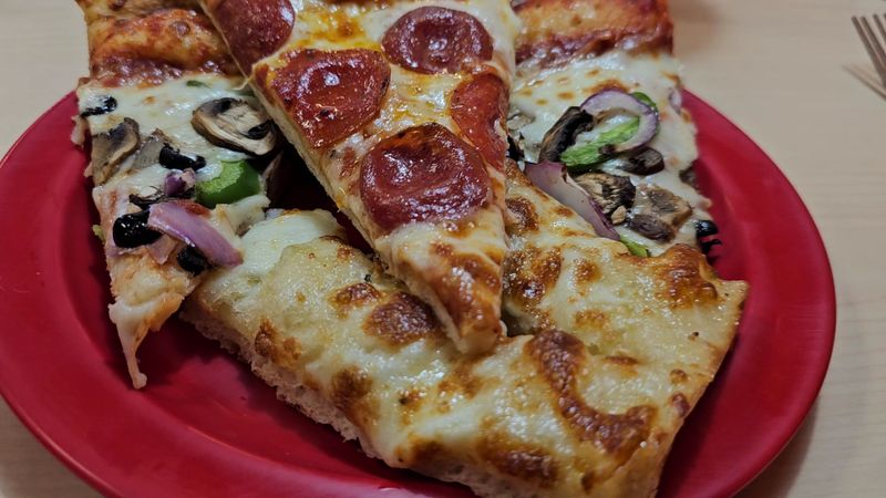 You can eat unlimited pizza and dessert for under $10 at this Indiana ...