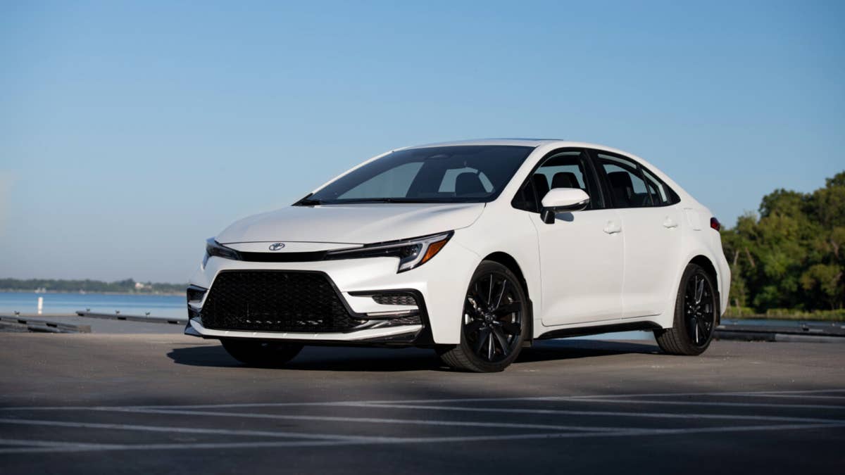 Toyota drops very affordable Corolla lease offer for June, $0 down