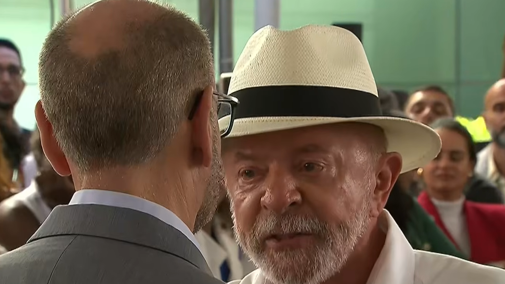Trabalhe para prender quem roubou o RJ, diz Lula a governador interino