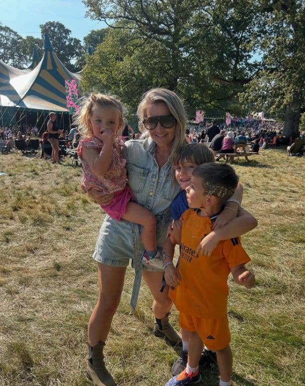 Helen Skelton sparks major fan reaction in striking summer outfit