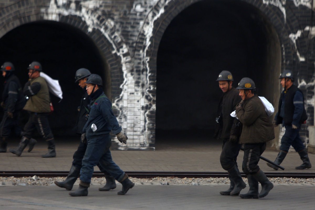 90 killed in Chinese coal mine gas explosion