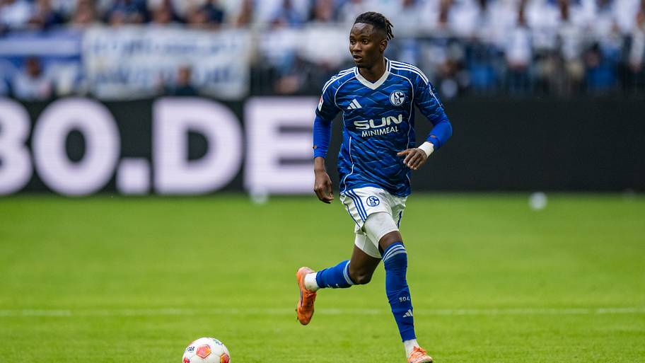 Schalkes Linksverteidiger-Puzzle: Neue Dynamik bei Ndiaye – Plan B aus ...