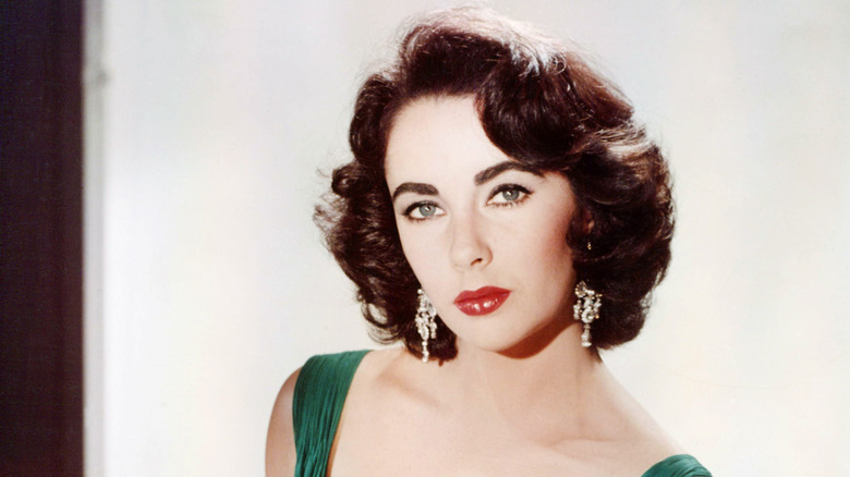 Elizabeth Taylor was a fresh-faced beauty without makeup