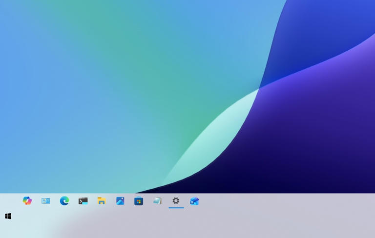 Windows 11 taskbar update brings back positioning options but differs ...