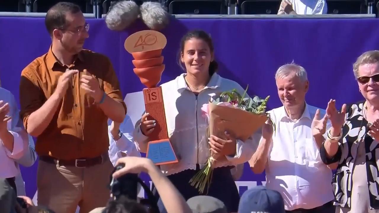 Navarro upsets top seed Mboko to win Strasbourg title