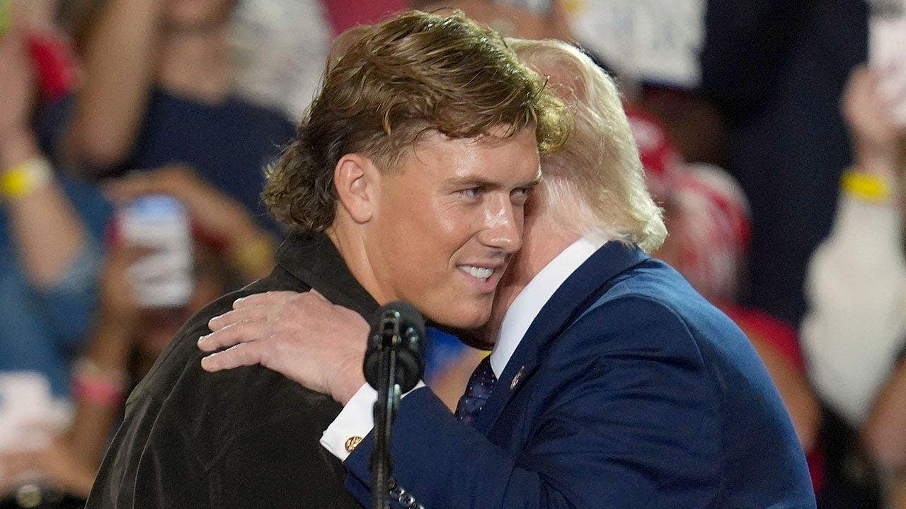 Super Bowl champion Joe Theismann weighs impact of Jaxson Dart-Abdul ...