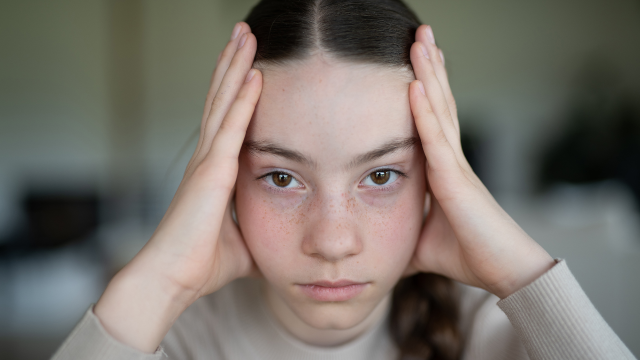 Your teen daughter is probably going through these 4 struggles: How you ...