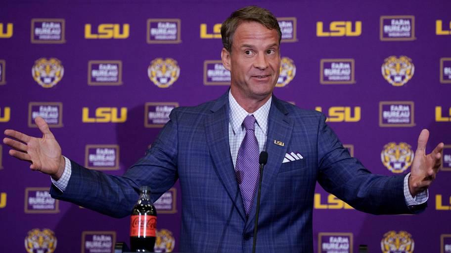 Lane Kiffin lands former Miami two-sport athlete, Hurricane fans nearly ...