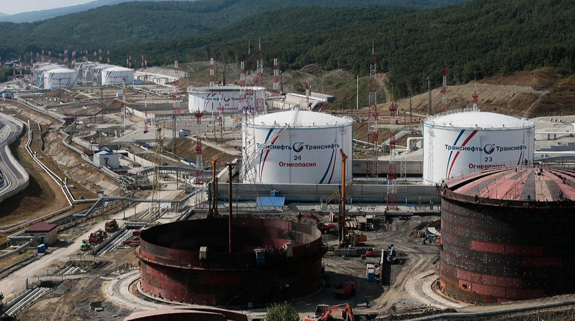 Ukrainian General Staff reports strikes on Russian oil terminal, oil ...