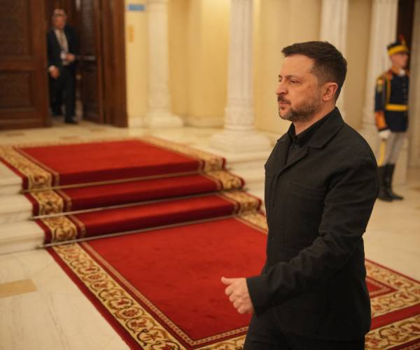 Zelenskyy warns of Russian missile attack; US Embassy issues alert