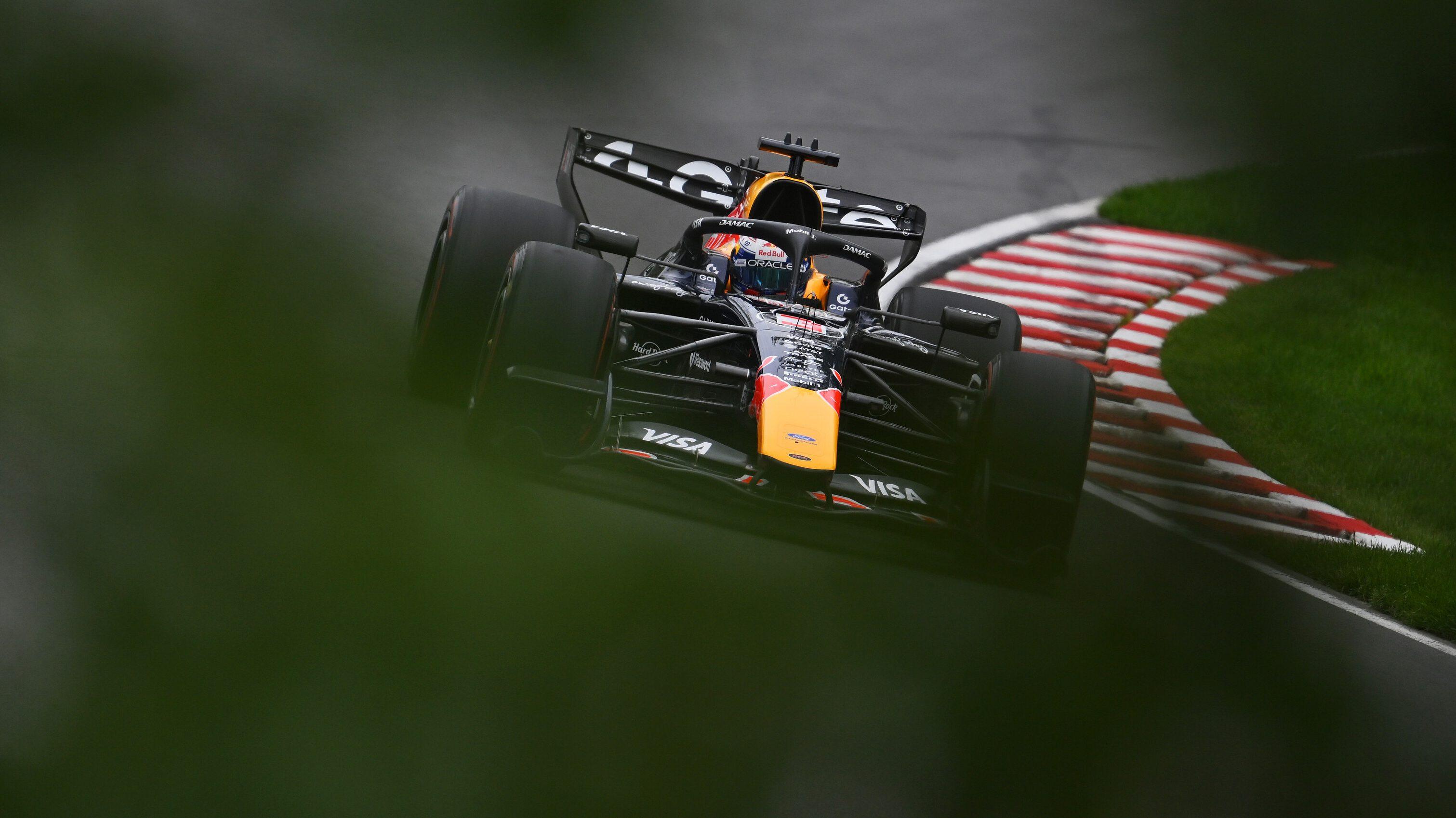 Verstappen vreest voor regenballet: "Alsof je op ijs rijdt!"