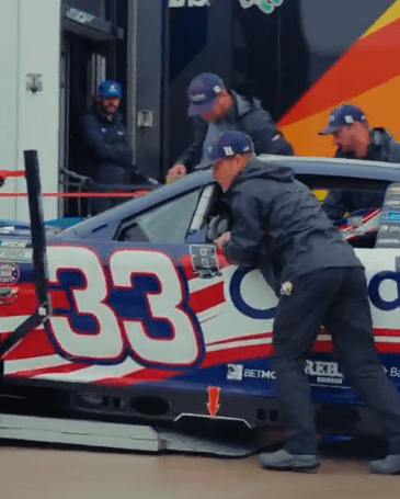 NASCAR garage watches in tearful silence as Kyle Busch’s former car is ...