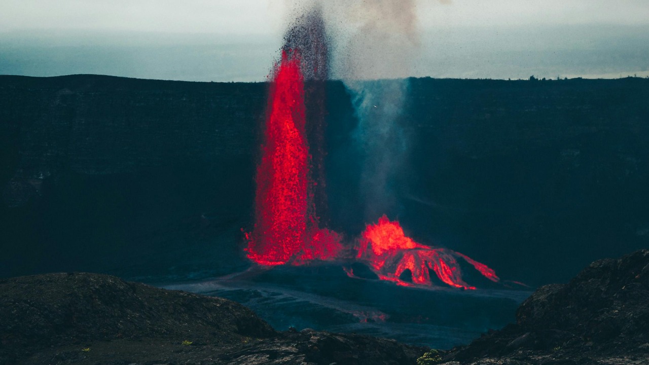 Kilauea is inflating toward its next eruption — the USGS now expects ...