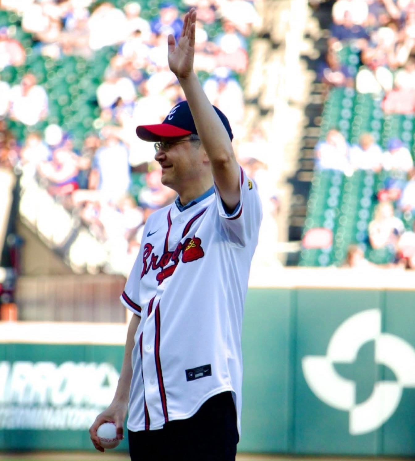 Consul General Lee Jun-ho throws first pitch for AAPI Month