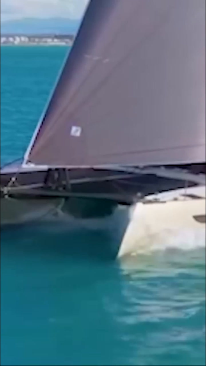A quick look on board the Comar C-Cat 65