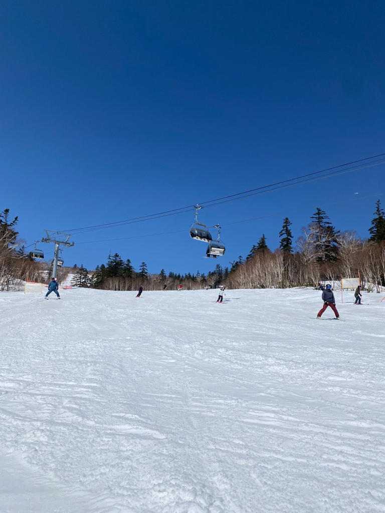 First nonstop flight from California to legendary Japanese ski ...