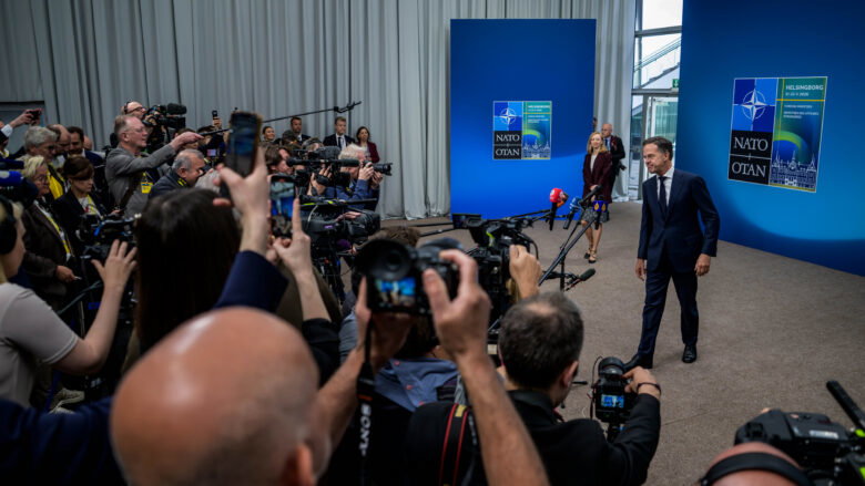 NAVO-bondgenoten beloven honderden miljarden aan nieuwe defensie-uitgaven