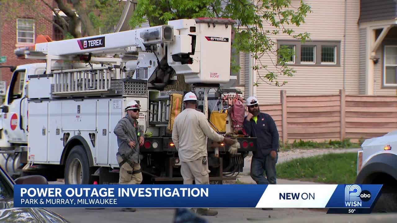 Power outage impacts thousands in Milwaukee after manhole explosion