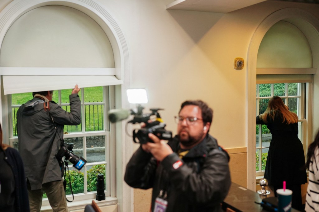 Terrifying moment gunshots rang out outside White House captured on camera