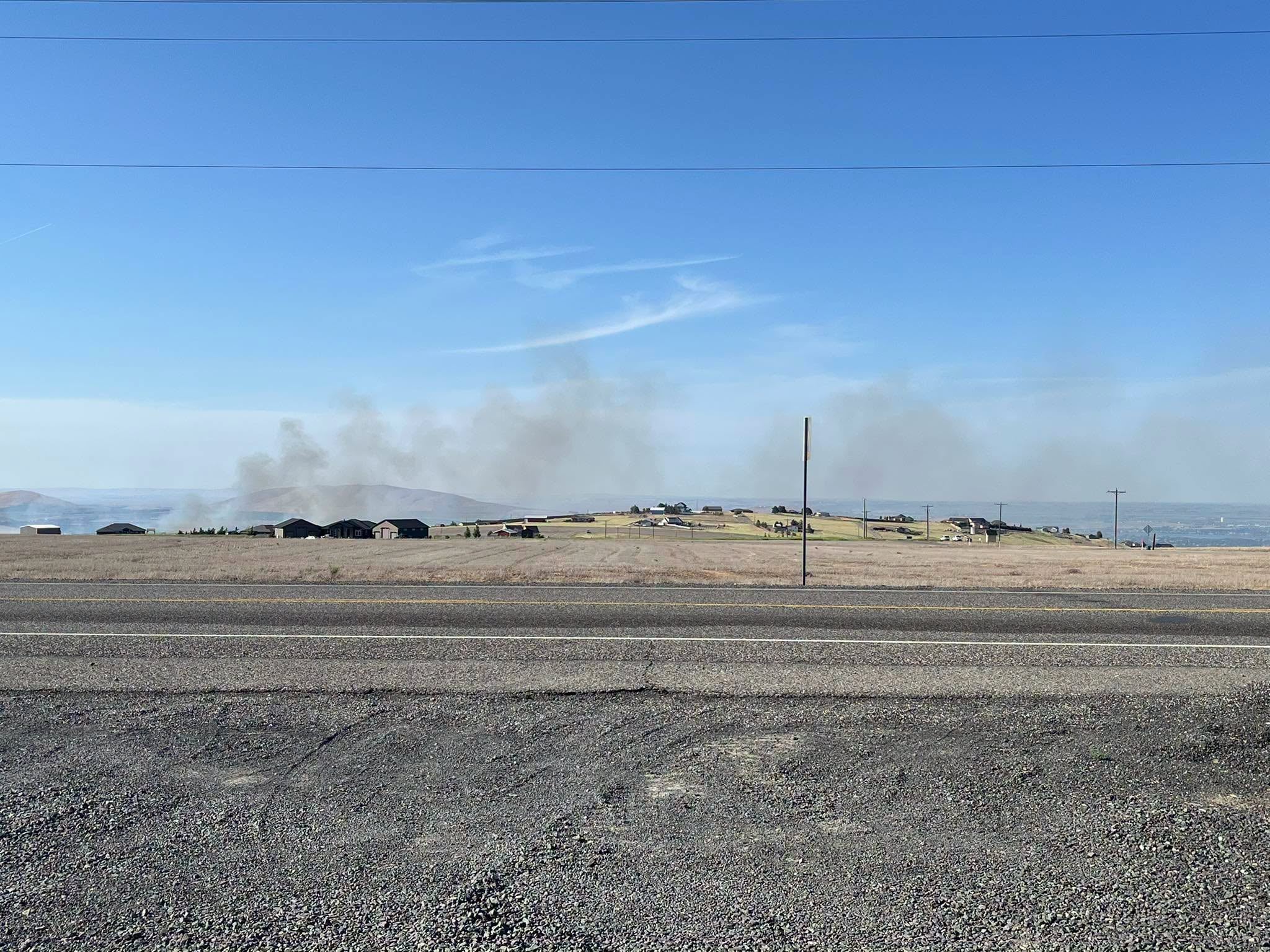 Country Meadow fire in Benton County 60% contained, evacuation levels ...
