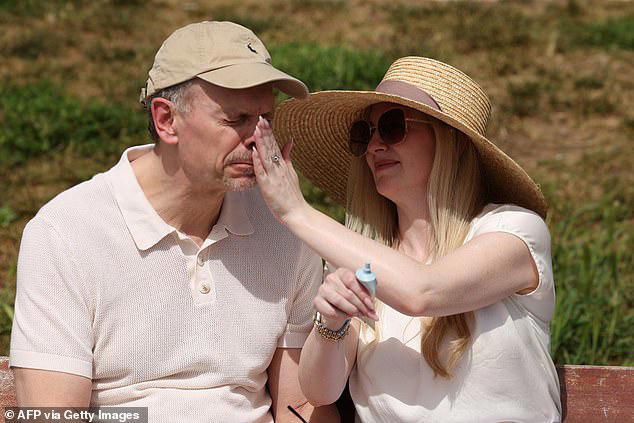 Met Office sends warning as UK to sizzle in 30C heat today - before ...