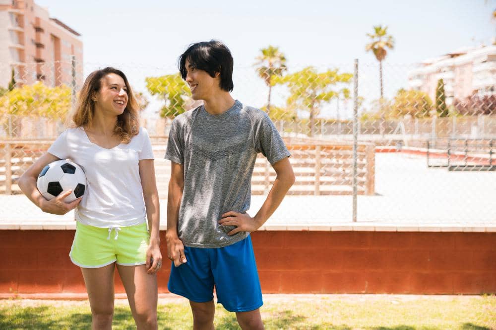60 caption couple tema sepak bola, cocok untuk postingan Instagram