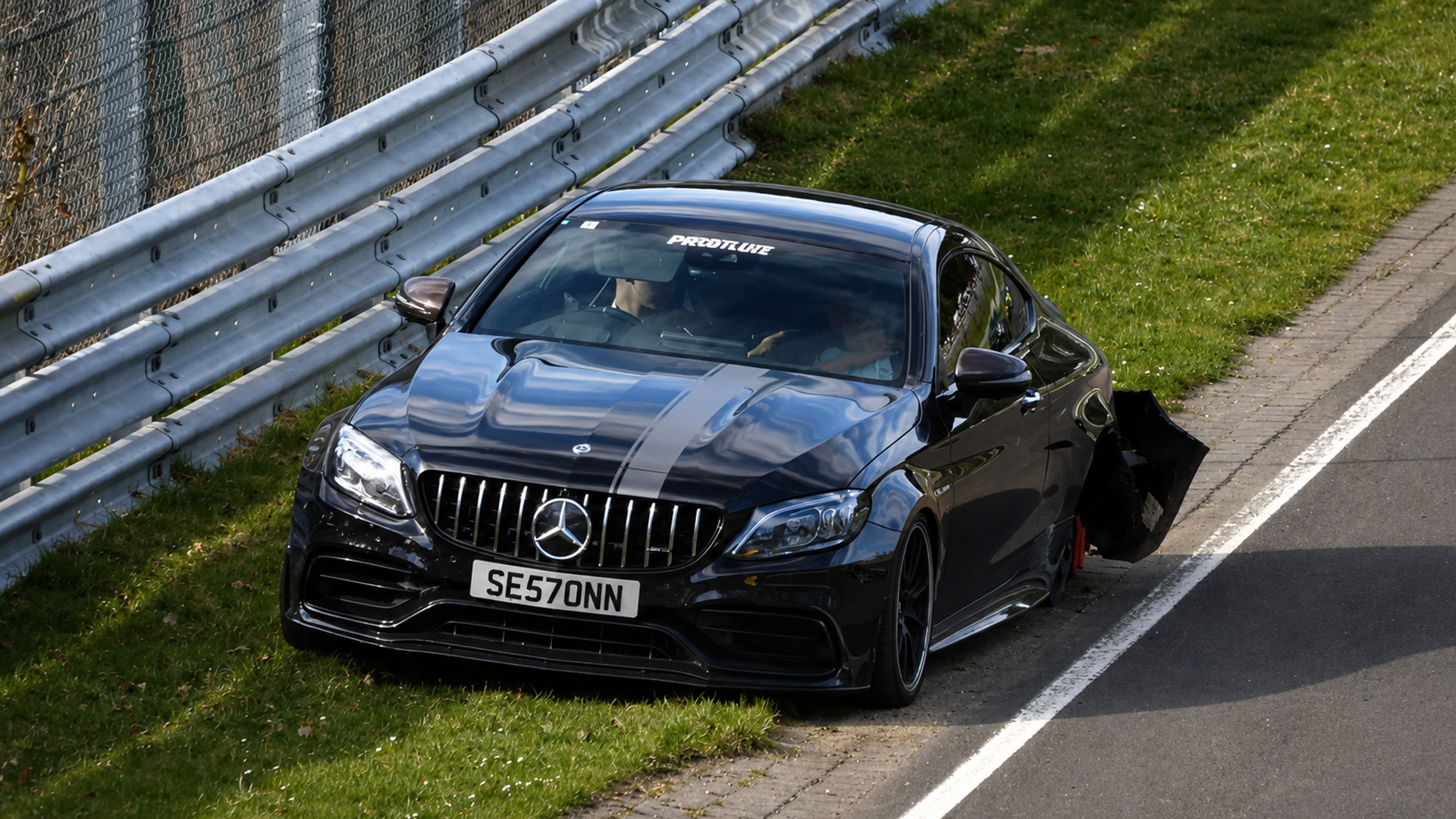Mercedes-AMG C63 S crasht hard tijdens snelle circuitronde