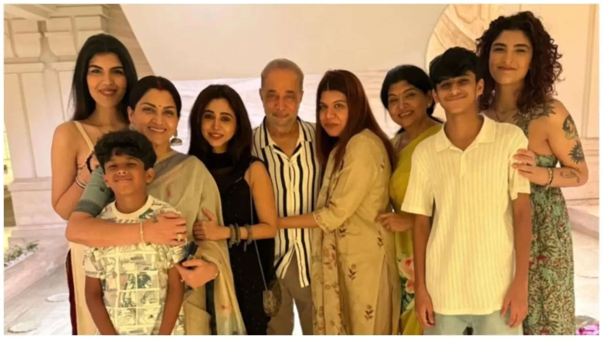 'Dragon' actor Khushbu Sundar backs Aarti Ravi with 'My Family' post ...