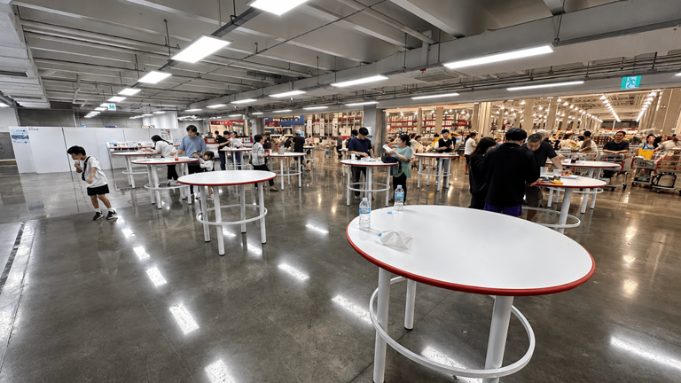 Costco’s new food court item is already stirring debate among shoppers
