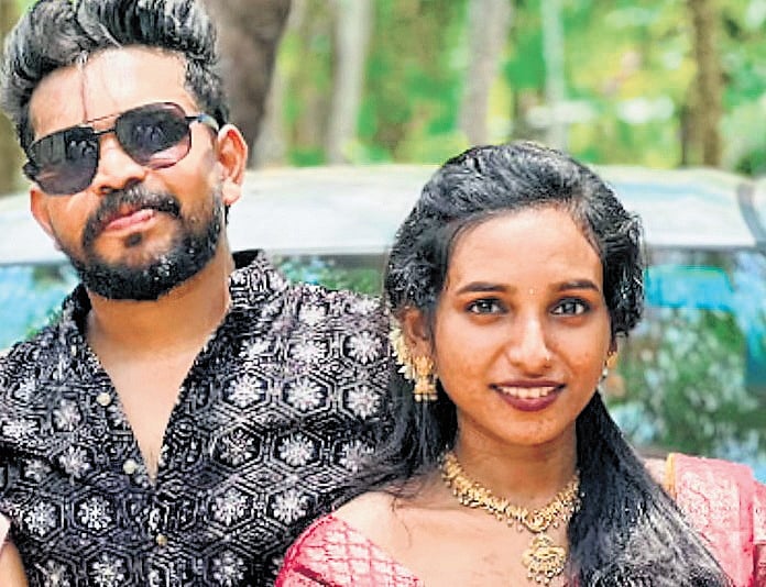 Pregnant woman’s death in car blaze: Husband dies of burns at Kozhikode ...
