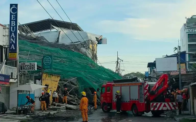 Malaysian confirmed dead in Philippine building collapse