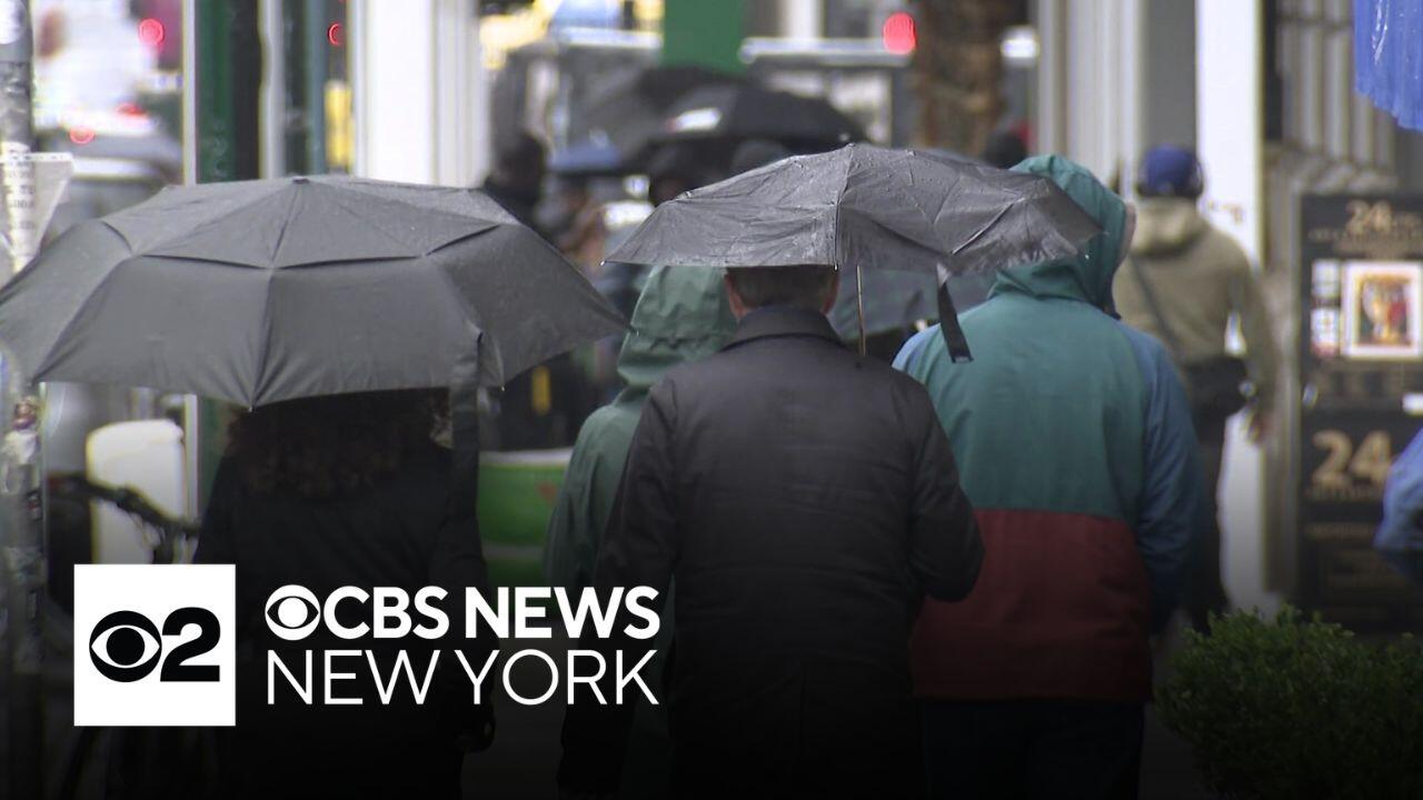 Memorial Day weekend off to a soggy start in NYC | Team coverage