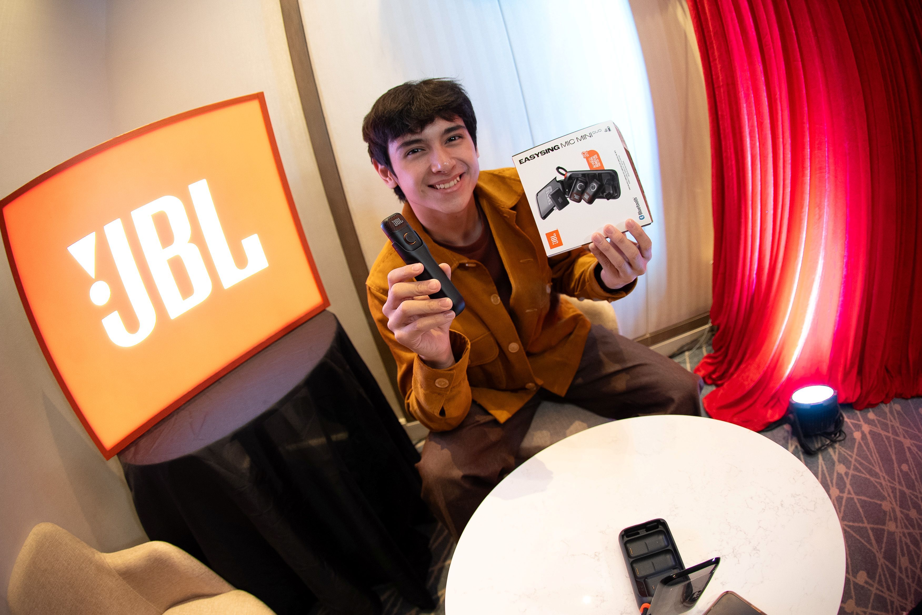 JBL launches AI karaoke mics, new PartyBox speakers in PH