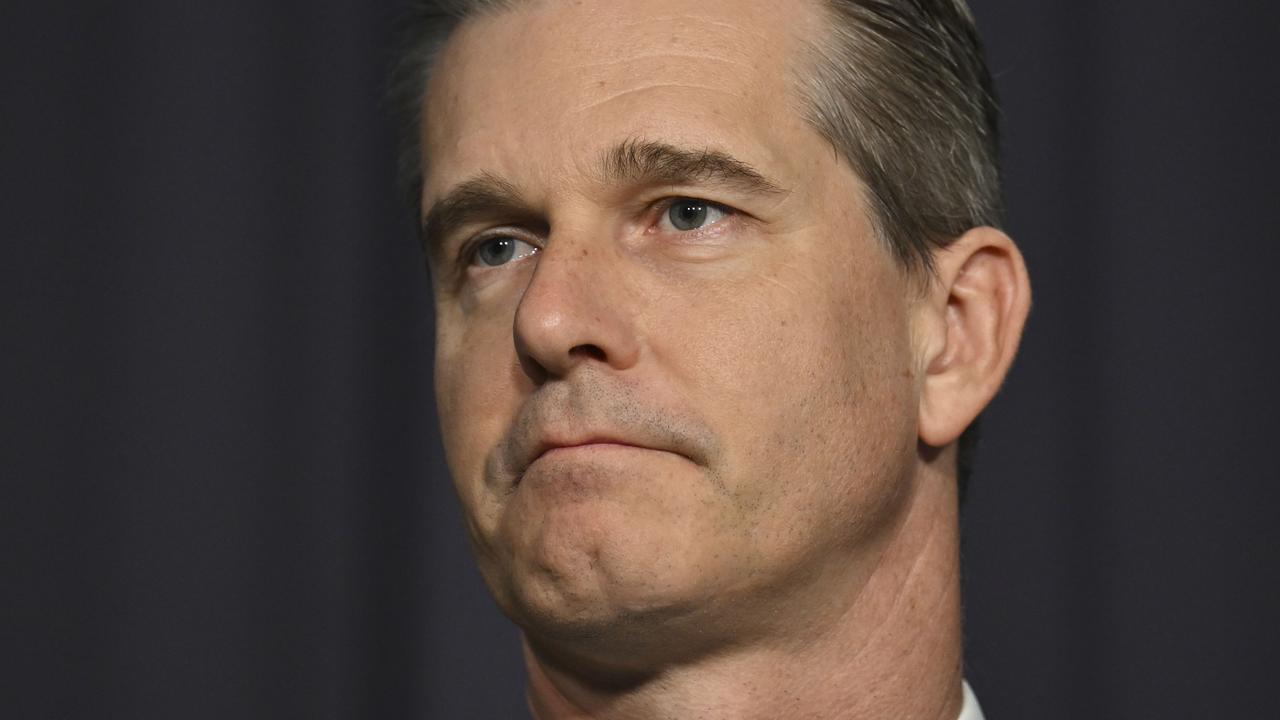 'Reject it': Lab minister fires up over budget question