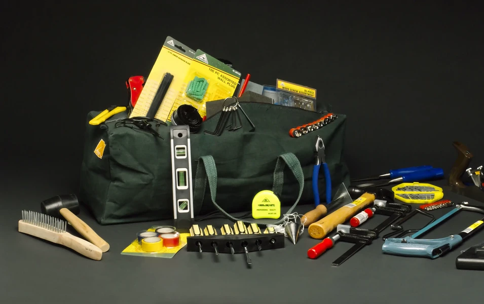 Essential tools every DIYer should own