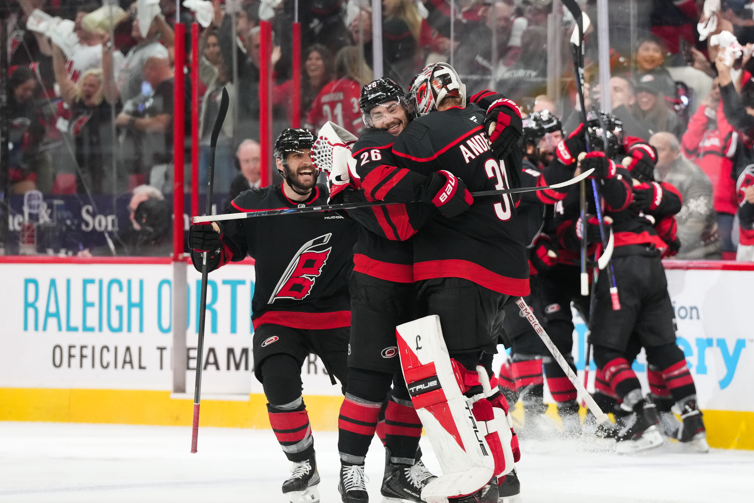Winners, losers from Saturday's NHL playoffs: Hurricanes get even with ...