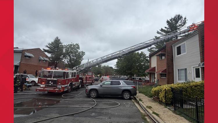 One firefighter injured in 2-story rowhome fire in Southeast