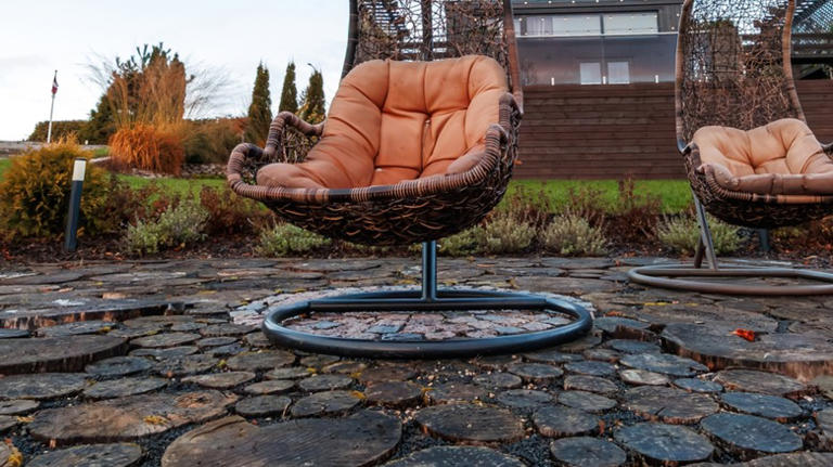Forget pavers and gravel: This natural patio alternative looks way more ...