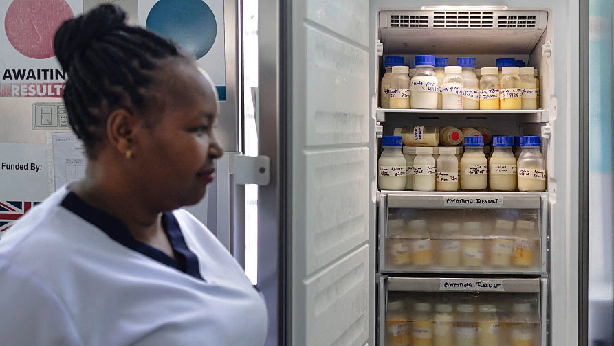 Jankee Parekh donates 90 packets of breast milk to NICU