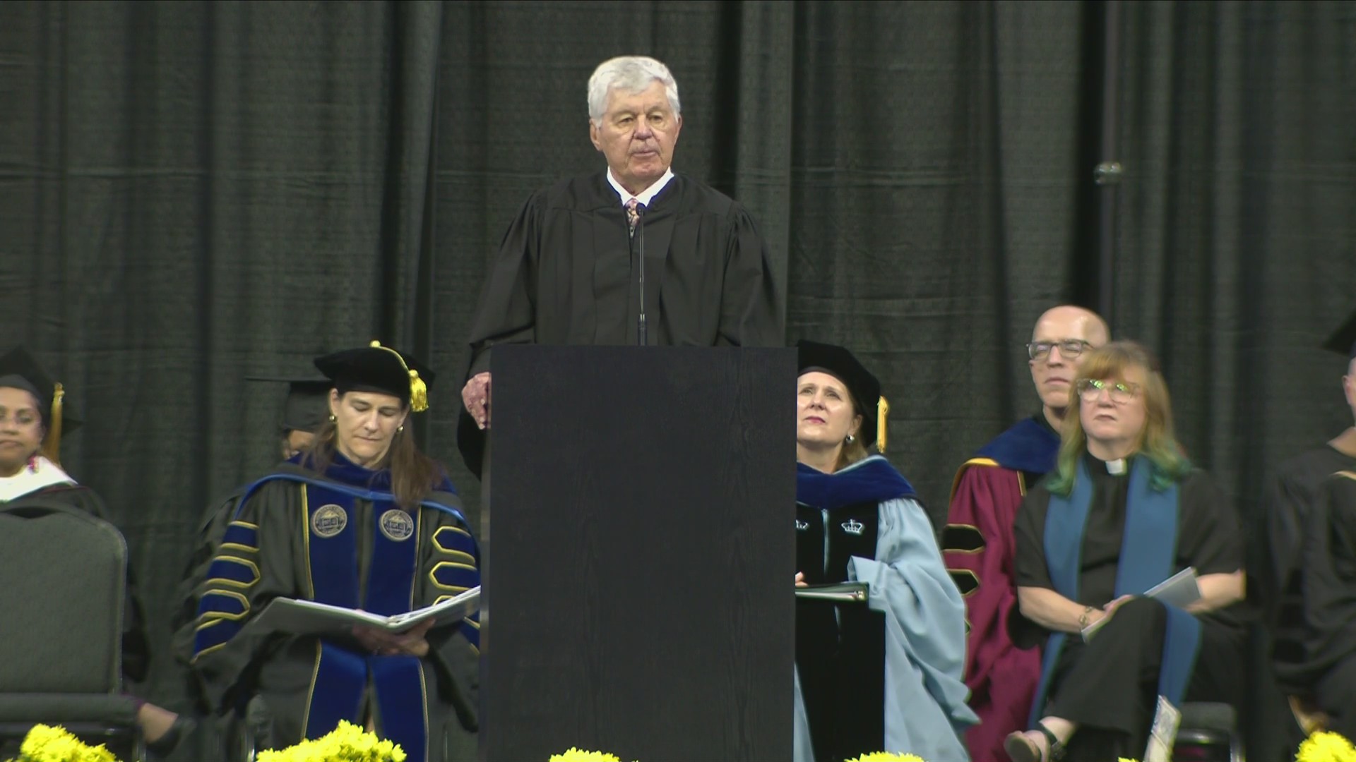 Augustana football legend Ken Anderson gives 2026 commencement speech